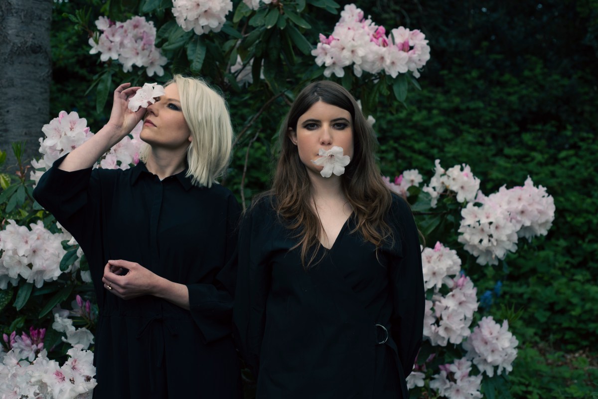 INTERVIEW: Smoke Fairies – Get In Her Ears